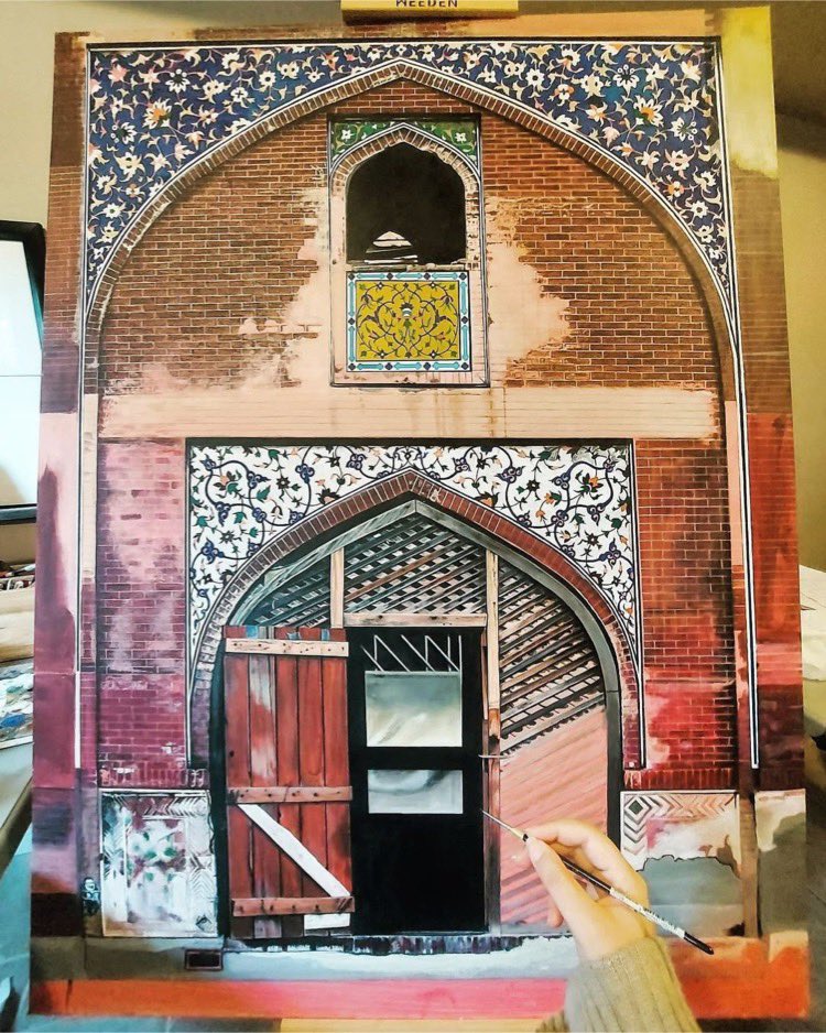 Women artists creating work inspired by Islamic tradition